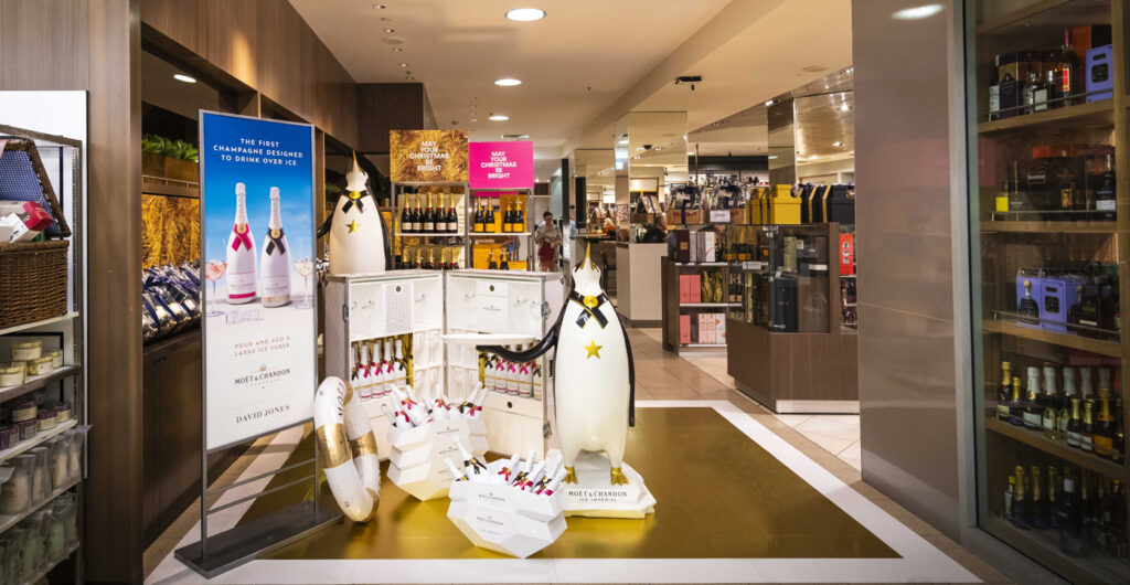 Moët Hennessy - Moët and Chandon Christmas Display - Dashing Group