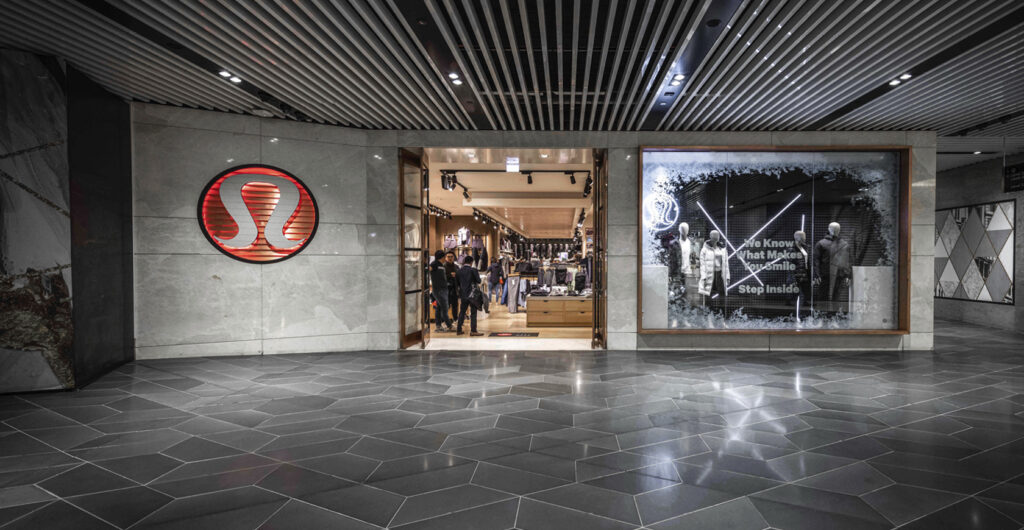 lululemon: Winter Window Displays - Dashing Group
