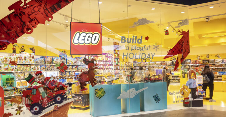 LEGO - A Playful Holiday - Dashing Group